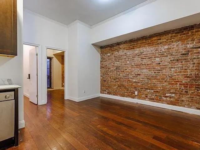 4 Bedroom Apartment for Rent at Broome St #GRA, New York, NY 10013 NoLita