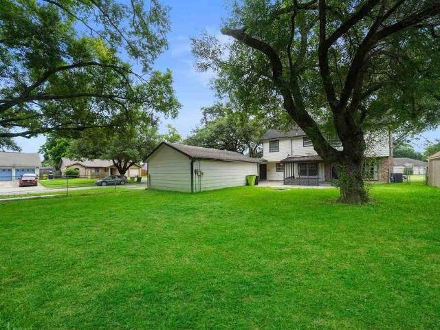 4 Bedroom Apartment for Rent at Trail Hollow Dr, Pearland, TX 77584