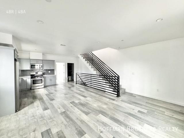 4 Bedroom Apartment for Rent at 158 N Mariposa Ave #1 2, Los Angeles, CA 90004 Wilshire Center Koreatown