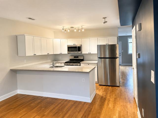 4 Bedroom Apartment for Rent at 115 Morris St, Albany, NY 12208 Park South