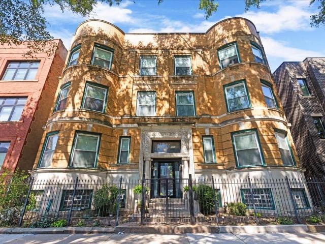 4 Bedroom Apartment for Rent at 4404 S Prairie Ave #2N, Chicago, IL 60653 Grand Boulevard