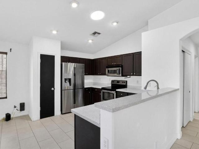 4 Bedroom Apartment for Rent at 6550 S 44th Ave, Phoenix, AZ 85339 Rogers Ranch