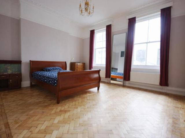 4 bedroom apartment for rent in Museum Mansions, Great Russel Street, West End, WC1B
