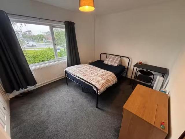 4 bedroom apartment for rent in North Road, Stoke Gifford, BRI.