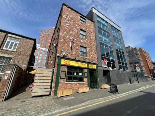 4 bedroom apartment for rent in Arundel Street, Sheffield, S1