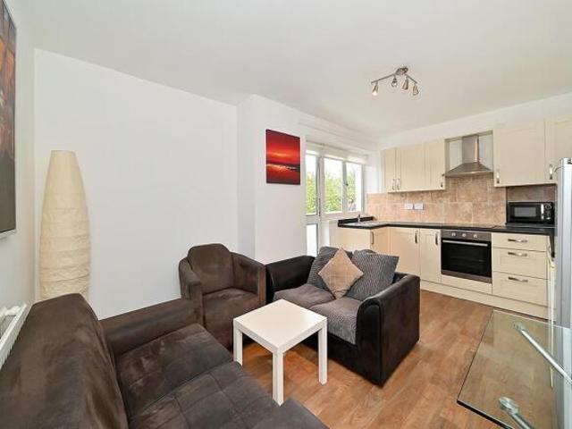 4 bedroom apartment for rent in Bethlehem House, Limehouse, E14