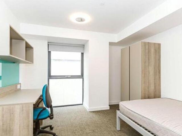 4 Bedroom Apartment For Rent In Bristol