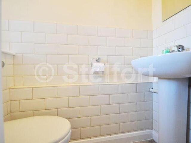 4 bedroom apartment for rent in Camelot House, London, NW1