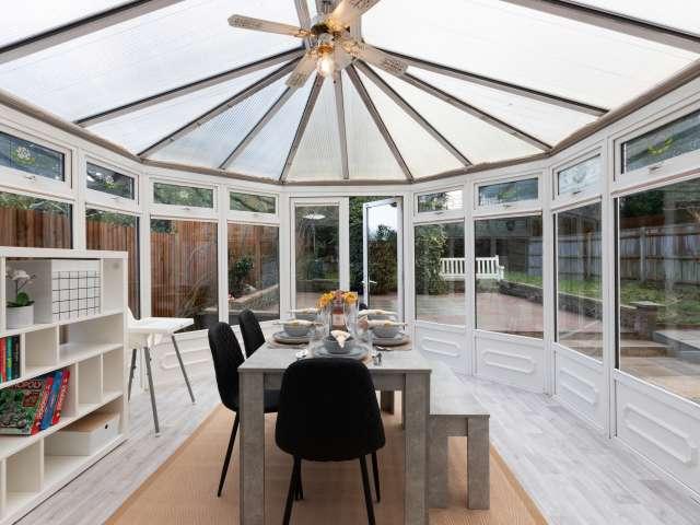 4 bedroom apartment for rent in Coulsdon, London