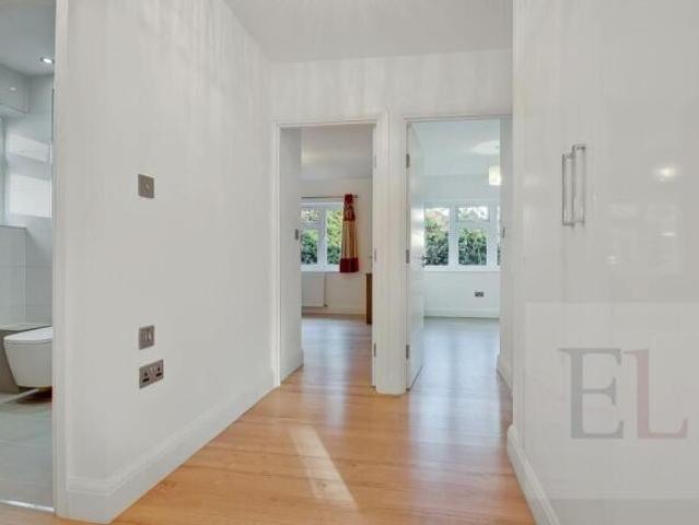 4 bedroom apartment for rent in Dene Gardens, Stanmore, HA7