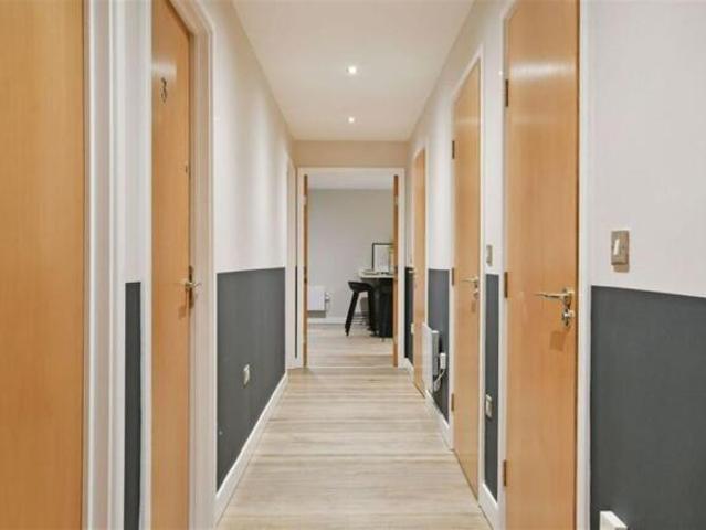 4 bedroom apartment for rent in G06 West One Space, City Centre, S3