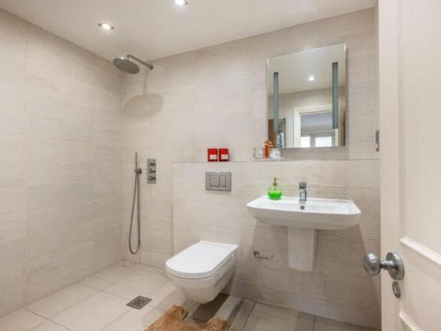 4 bedroom apartment for rent in Hyde Park Gate, SW7