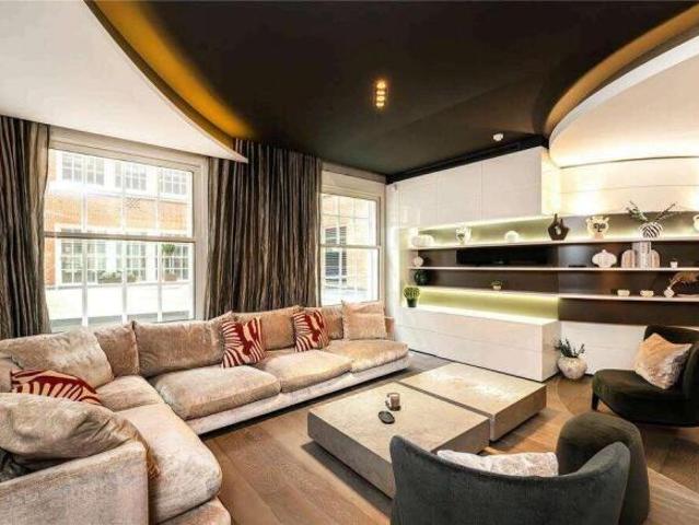 4 bedroom apartment for rent in Hereford House, Mayfair, London, W1K