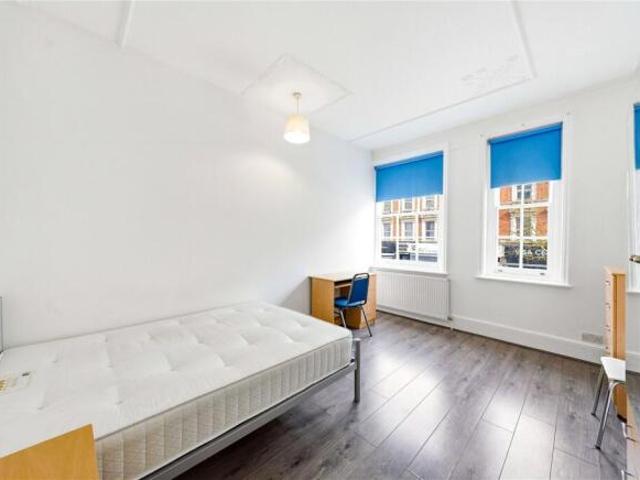 4 bedroom apartment for rent in Kilburn High Road, Kilburn, London, NW6