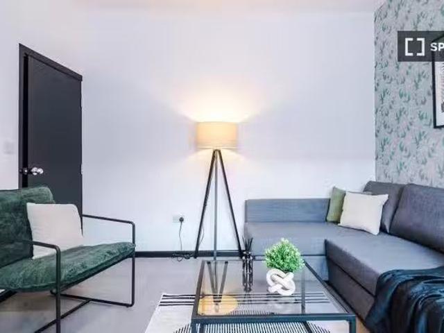 4 bedroom apartment for rent in Langworthy, Manchester