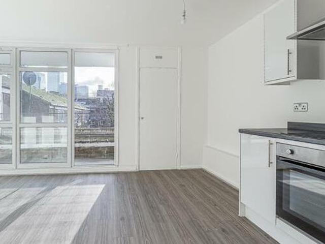 4 Bedroom Apartment For Rent In London