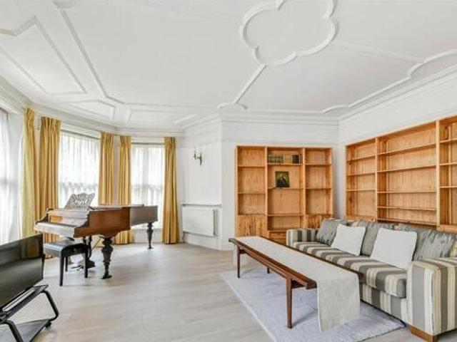 4 Bedroom Apartment For Rent In London