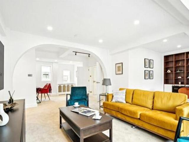 4 Bedroom Apartment For Rent In London