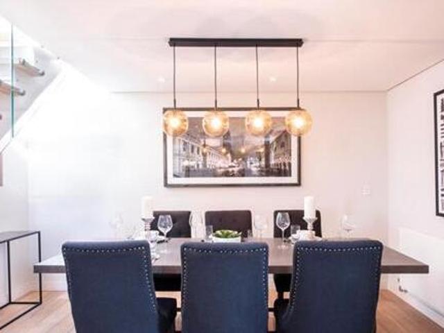 4 Bedroom Apartment For Rent In London