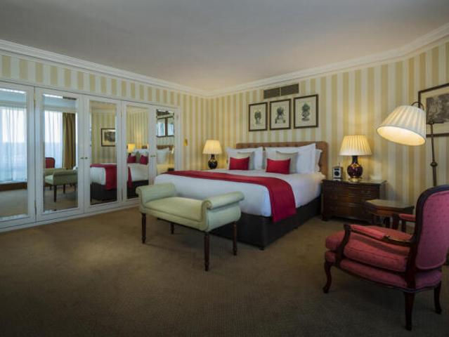 4 bedroom apartment for rent in Palace Gate, London, W8