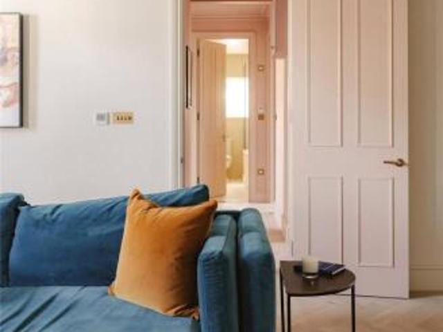 4 bedroom apartment for rent in Pembridge Gardens, Notting Hill, London, W2