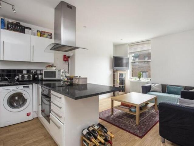 4 bedroom apartment for rent in Rushcroft Road, Sw2