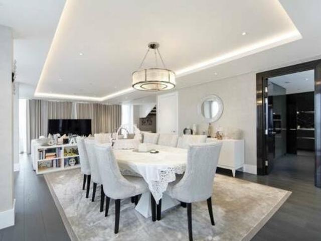 4 bedroom apartment for rent in Radnor Terrace London W14
