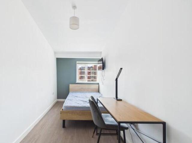 4 bedroom apartment for rent in Redcliff Street, Bristol, BS1