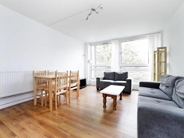 4 bedroom apartment for rent in Rolls Road, Bermondsey, SE1