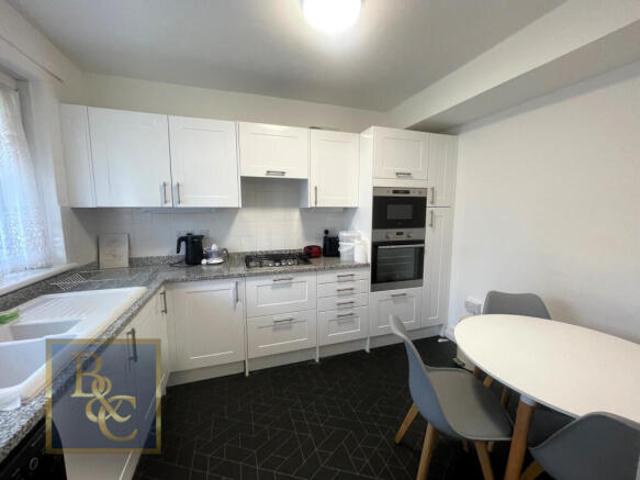 4 bedroom apartment for rent in Stockbeck, Ampthill Square, London, NW1