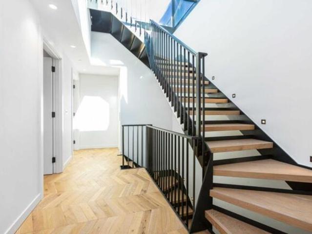 4 bedroom apartment for rent in Switch House West, Battersea Power Station, SW11
