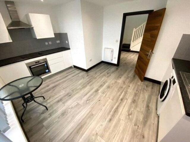 4 bedroom apartment for rent in San Court, 33 Wilmslow Road, Manchester, Greater Manchester, M14