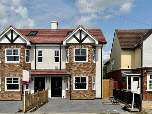 4 Bedroom Apartment For Rent In Warley