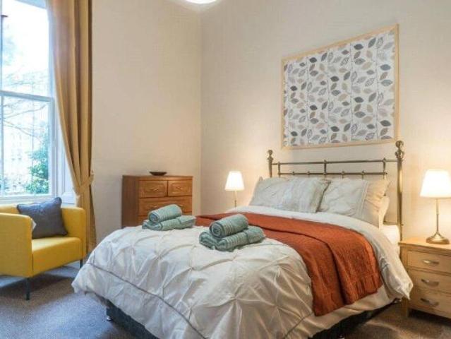 4 bedroom apartment for rent in Warrender Park Road, Marchmont, Edinburgh, EH9
