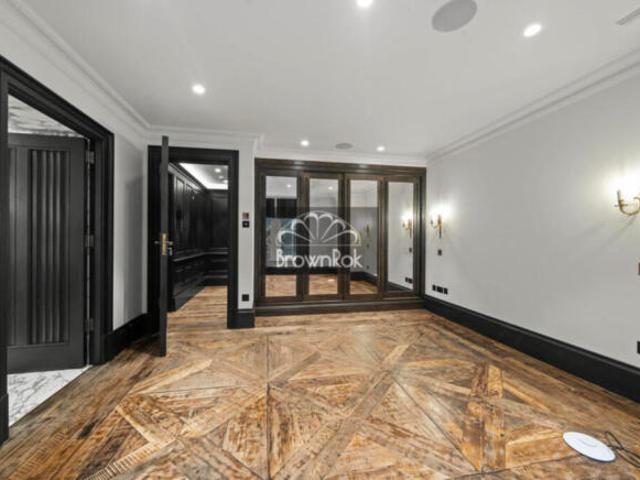 4 bedroom apartment for rent in Wedderburn Road, Hampstead, London, NW3