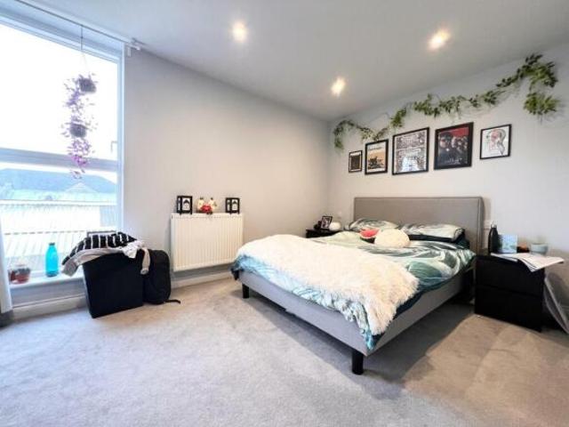4 bedroom apartment for rent in Wells Walk, Forest Gate, E7