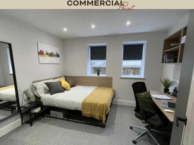 4 Bedroom Apartment For Rent In Wollaton Road, Beeston