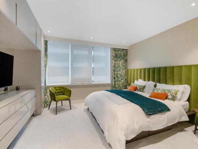 4 bedroom apartment for rent in 340 Queenstown Road, London, SW11