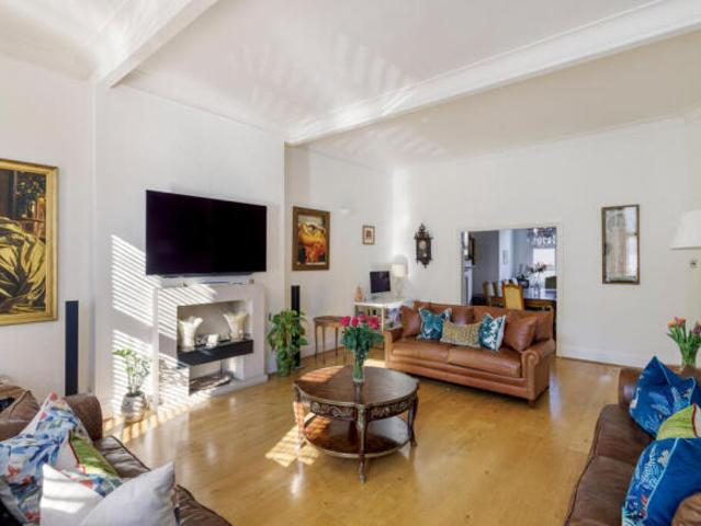 4 bedroom apartment for sale in Montagu Square, London, W1H
