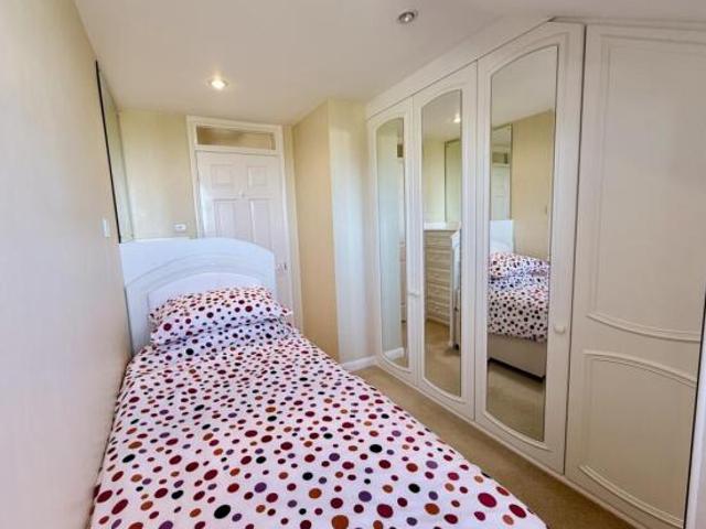 4 bedroom apartment for sale in North Foreland Road, Broadstairs, CT10