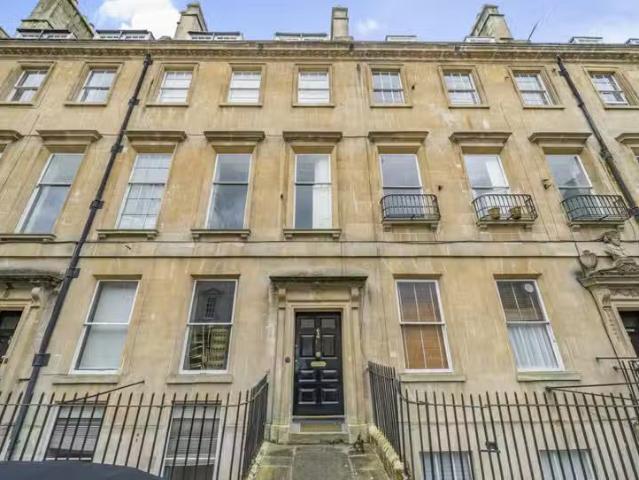 4 bedroom apartment for sale in Alfred Street, Bath, Somerset.