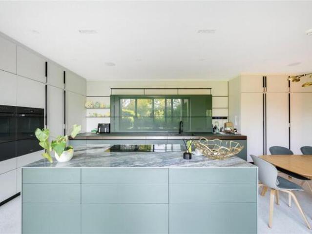4 bedroom apartment for sale in Caenwood Court, Hampstead Lane, London, N6