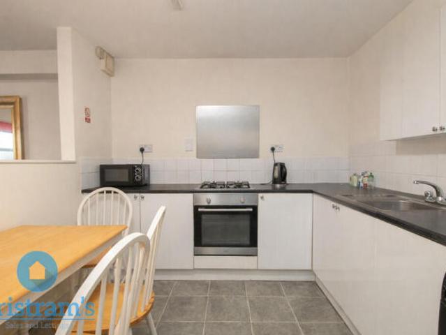 4 bedroom apartment for sale in Denison Court, Nottingham, NG7