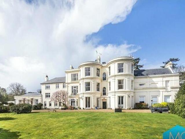 4 Bedroom Apartment For Sale In Enfield