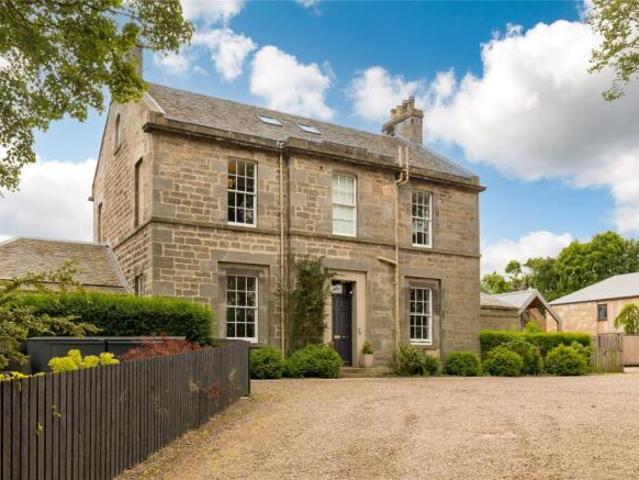 4 bedroom apartment for sale in Liberton Brae, Edinburgh, EH16