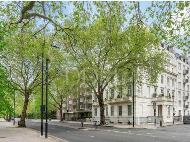 4 Bedroom Apartment For Sale In London