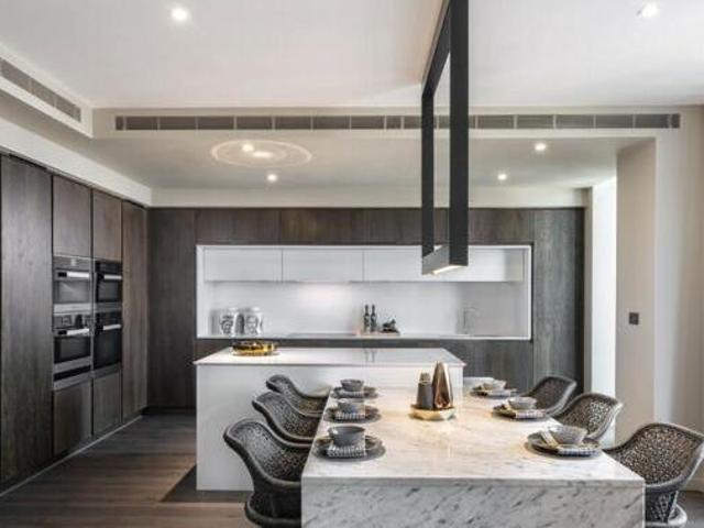 4 Bedroom Apartment For Sale In London
