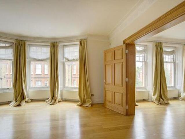4 Bedroom Apartment For Sale In London