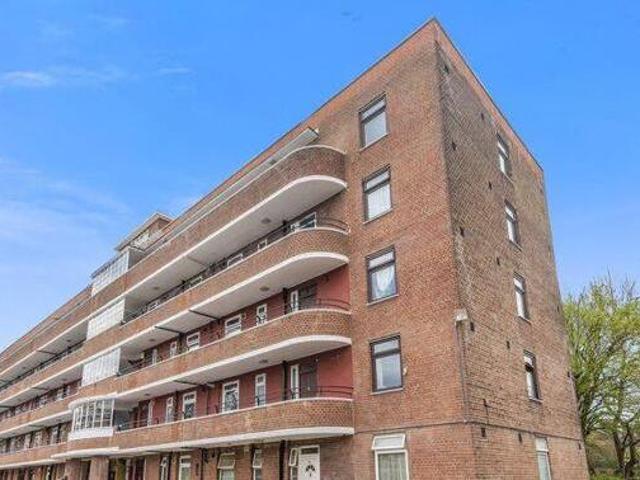 4 Bedroom Apartment For Sale In London
