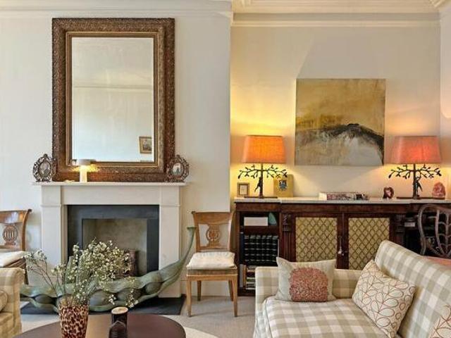4 Bedroom Apartment For Sale In London